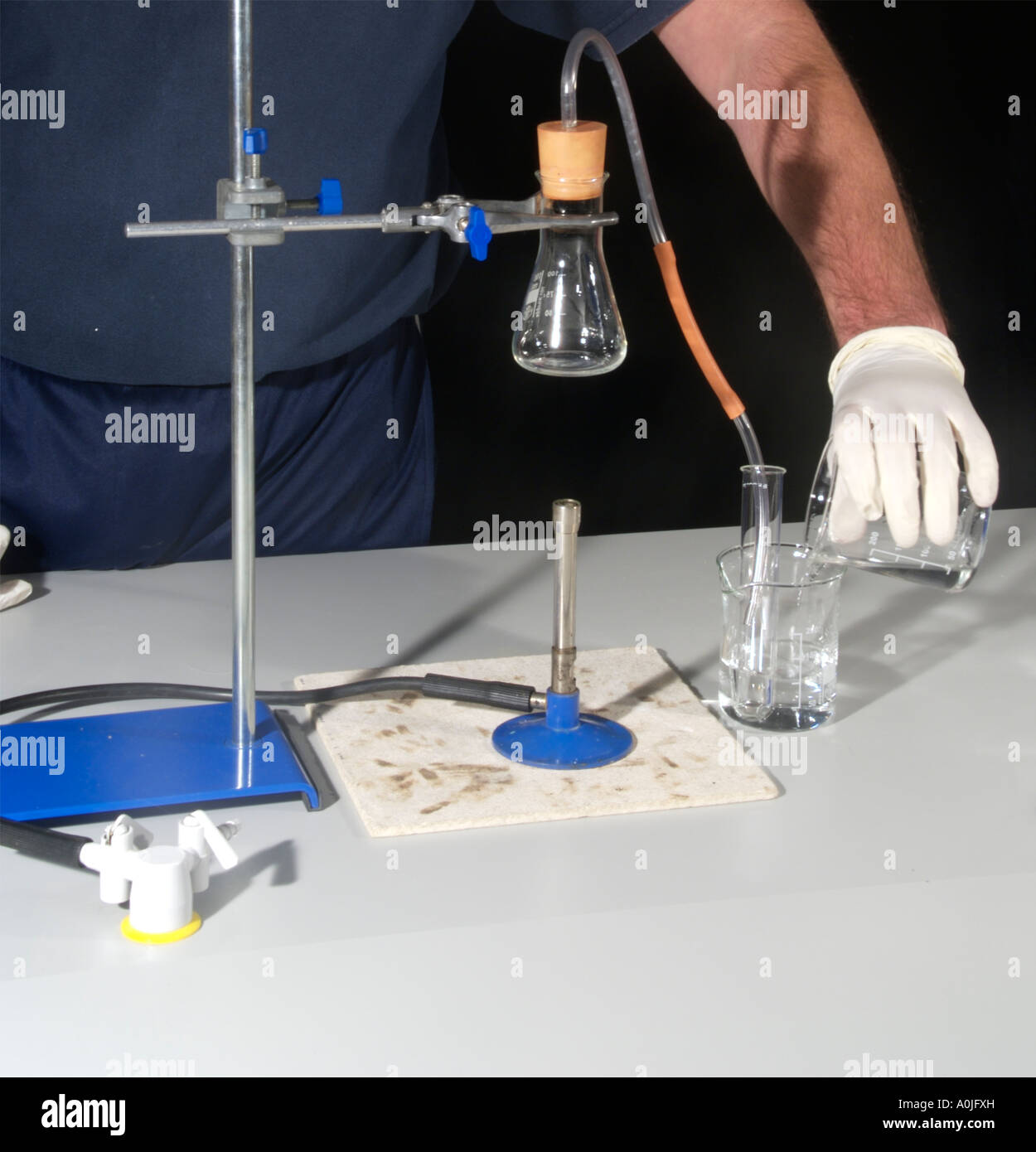 science laboratory equipment Stock Photo - Alamy