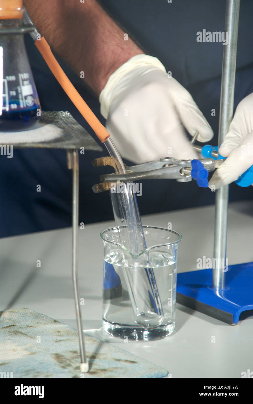 science laboratory equipment Stock Photo - Alamy