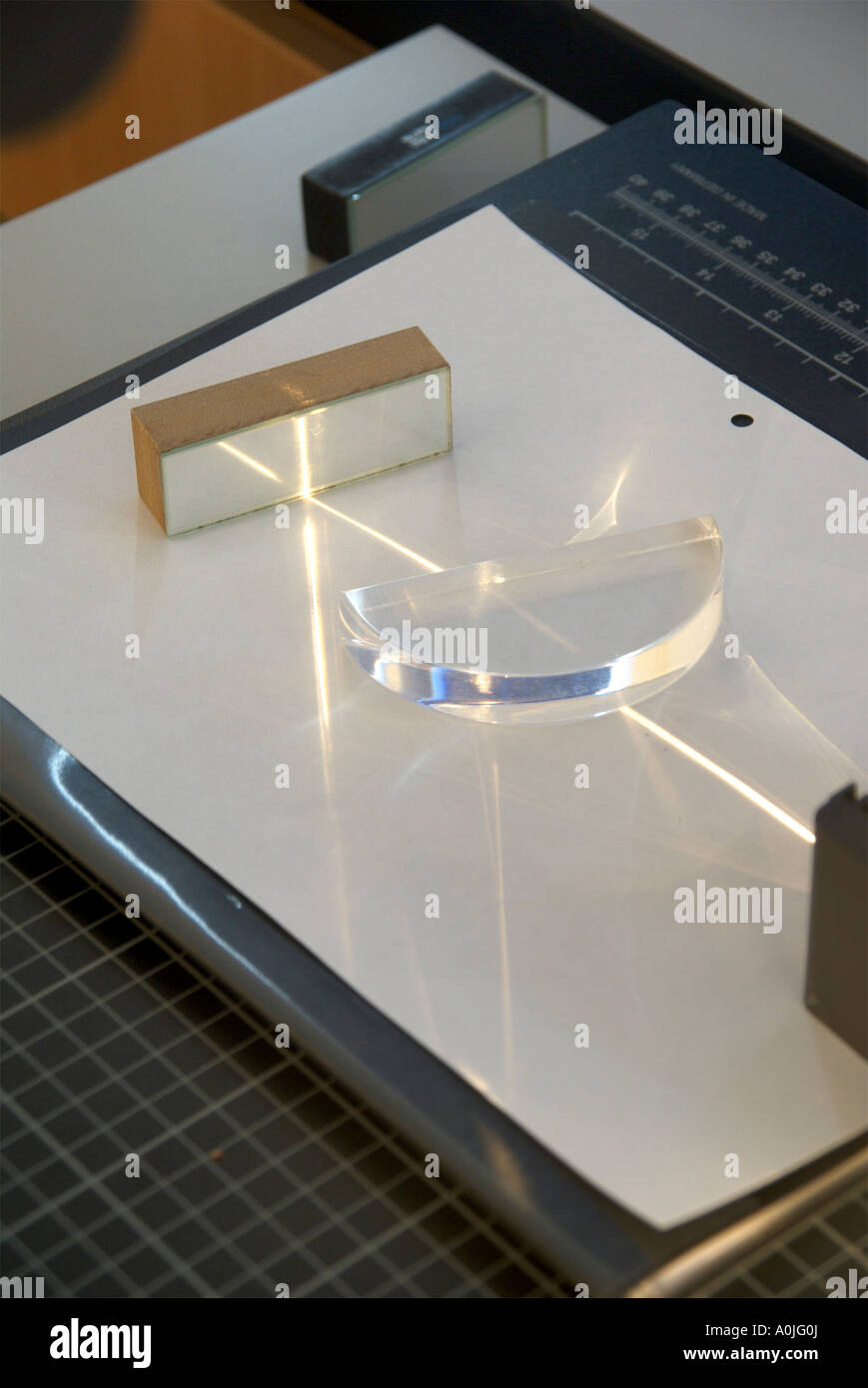 science laboratory equipment Stock Photo - Alamy