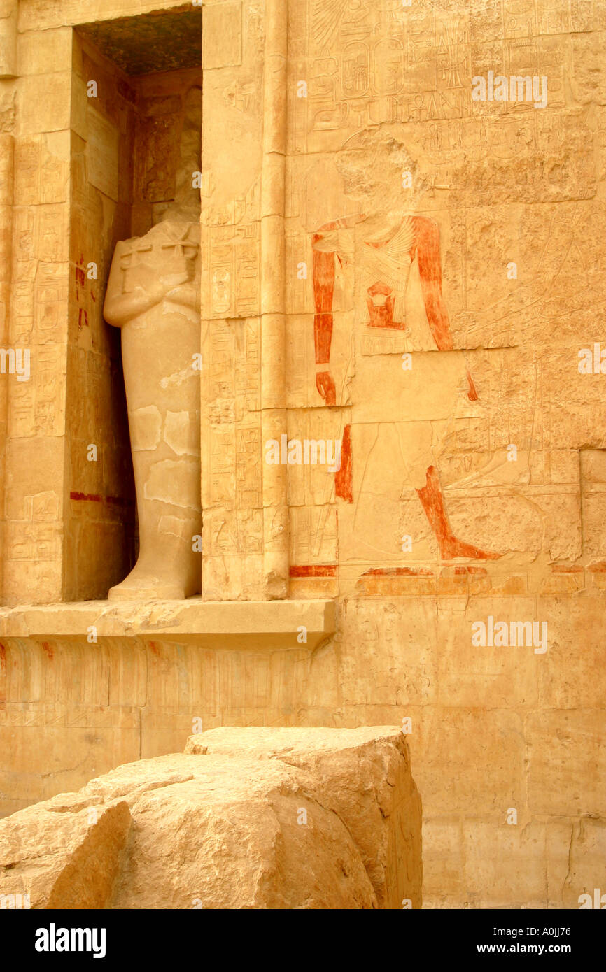 Deface ancient monument hi-res stock photography and images - Alamy