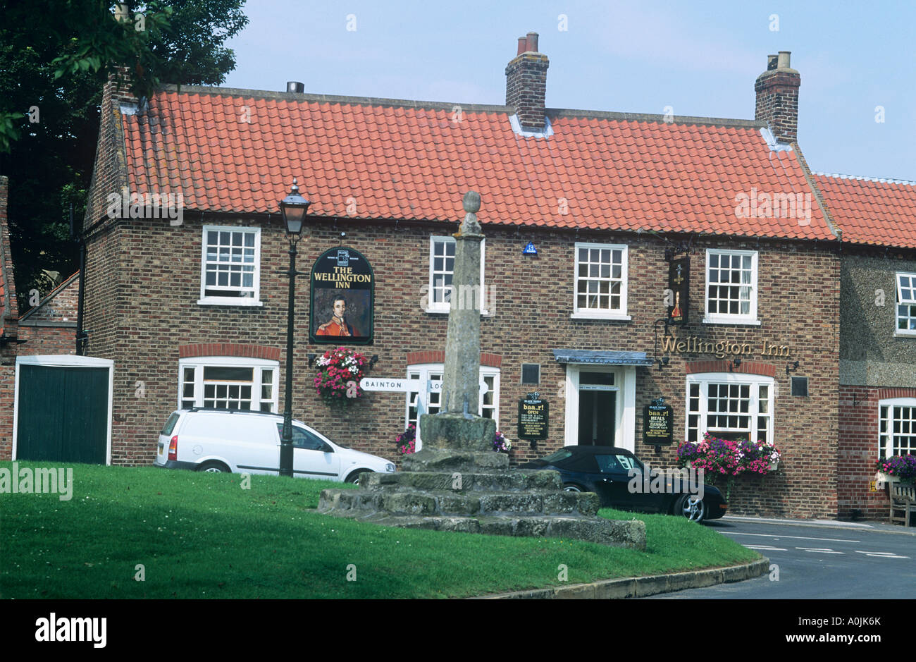 Exterior of the Wellington Inn in Lund Stock Photo - Alamy