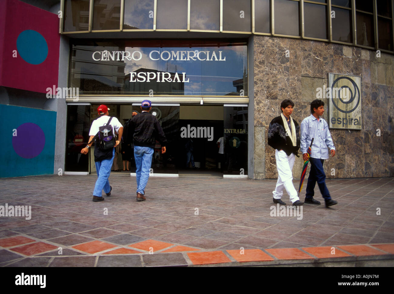 Centro Comercial Espiral, Espiral Shopping Center, shopping mall ...