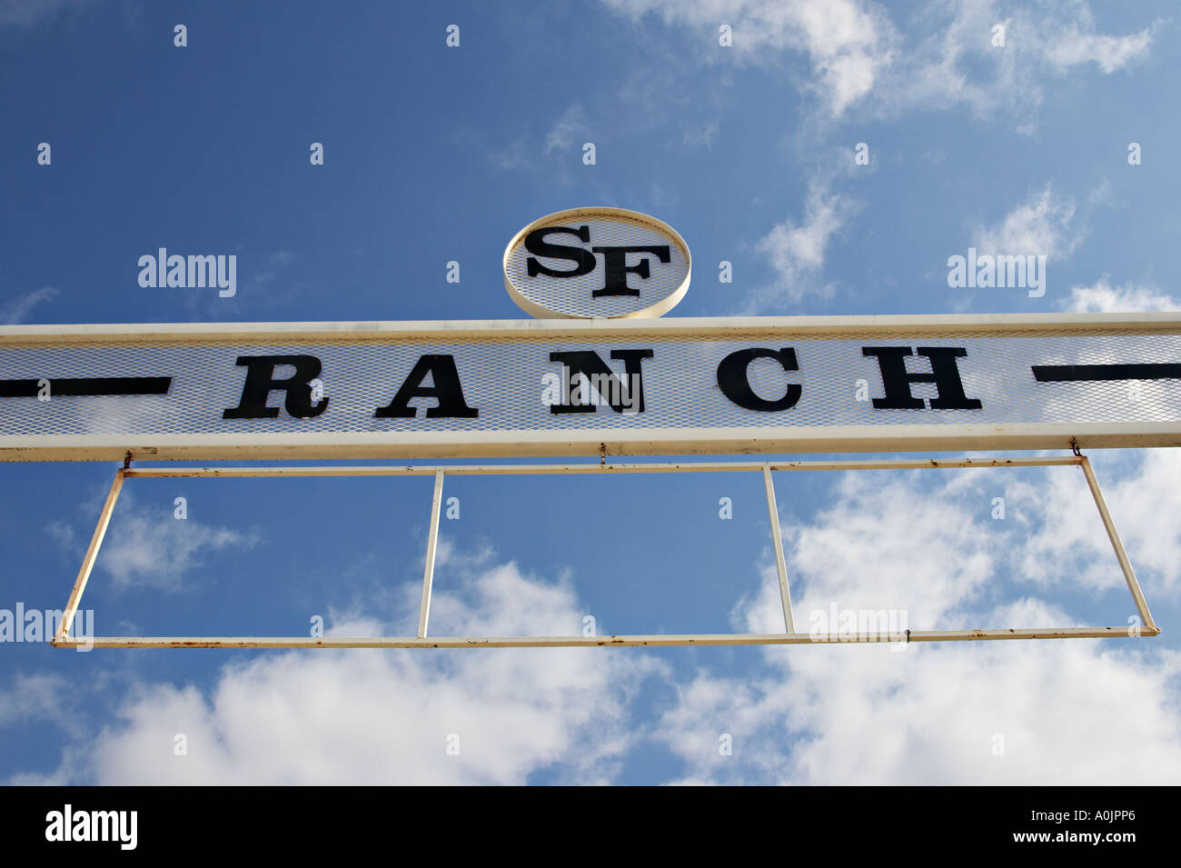 Dallas tv series hi-res stock photography and images - Alamy