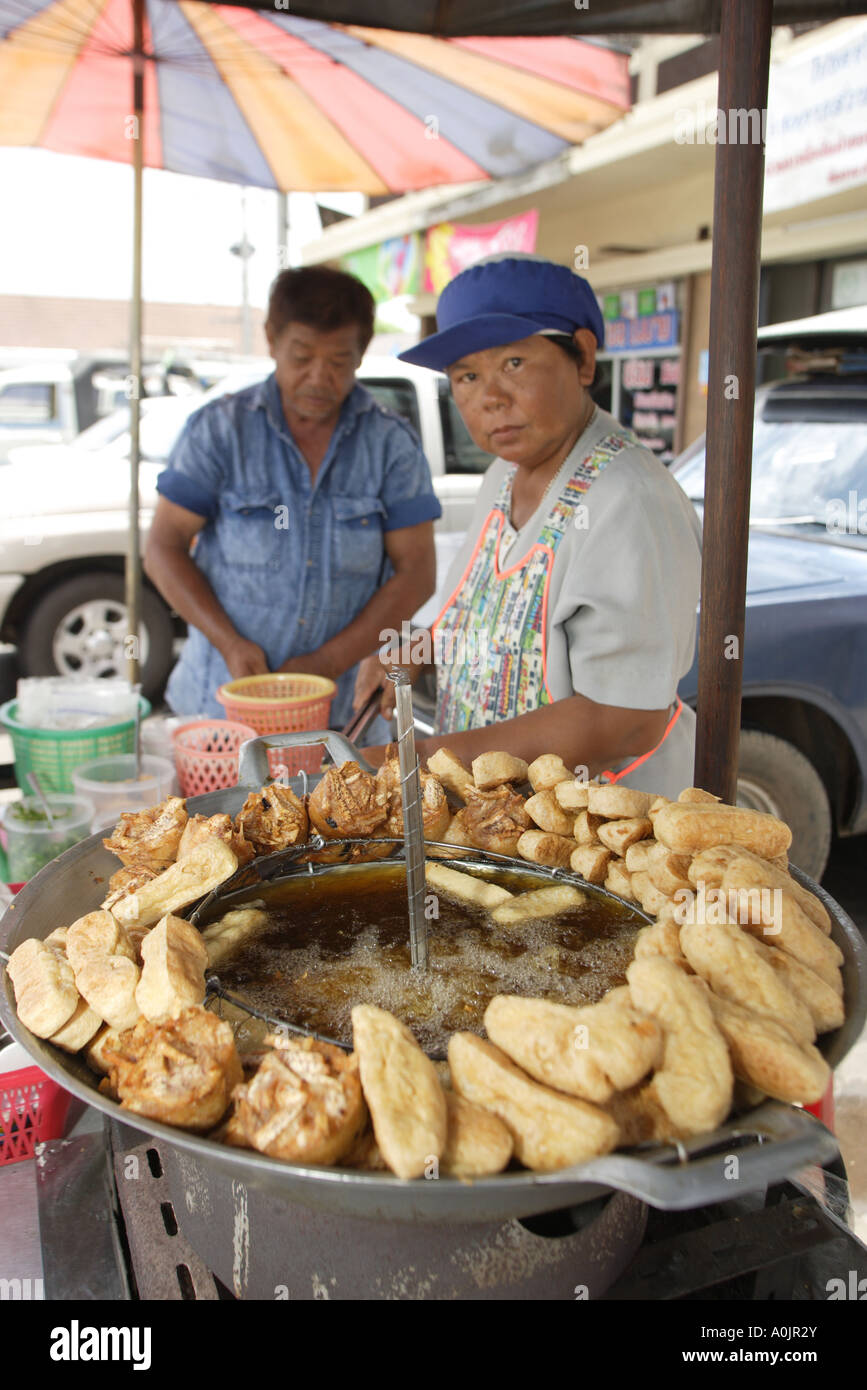Street food trader hi-res stock photography and images - Alamy