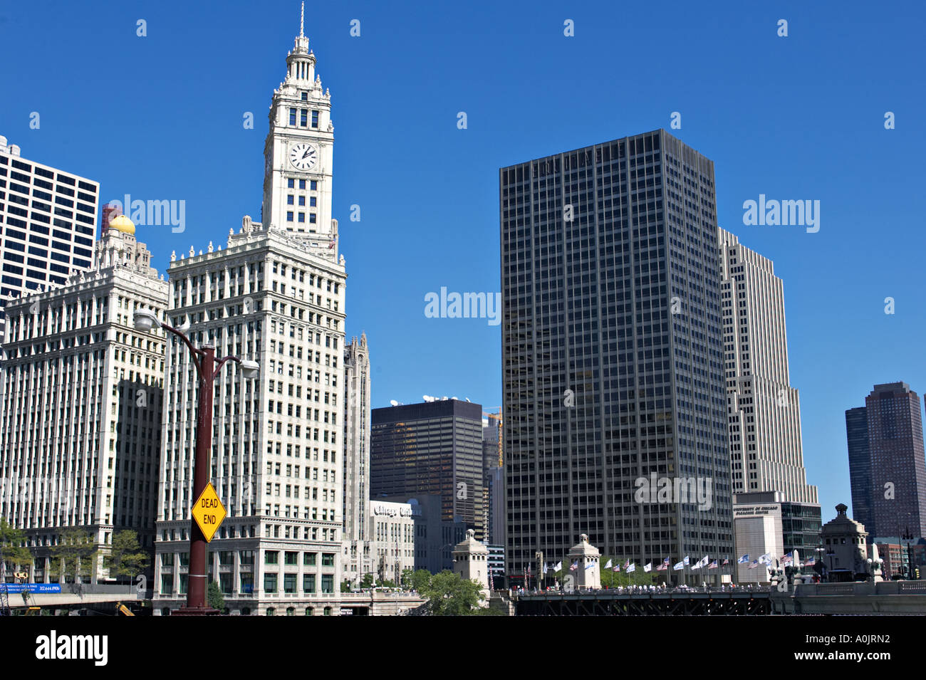 SIGN Chicago Illinois Dead End yellow diamond sign Wrigley Building and ...