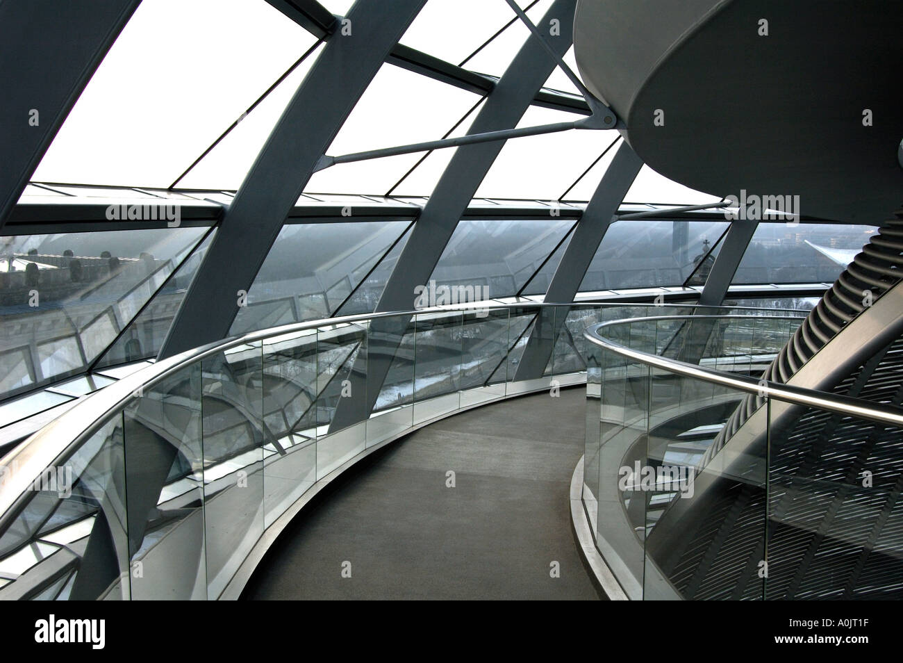 Glass roof over berlin hi-res stock photography and images - Alamy