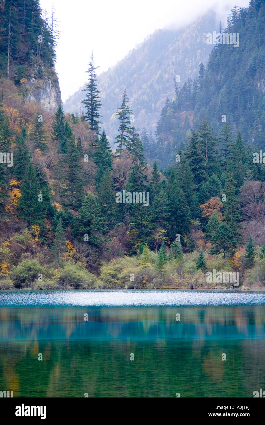 Scenic autumn view of the the Colorful Pond at Jiu Zhai Gou, China ...