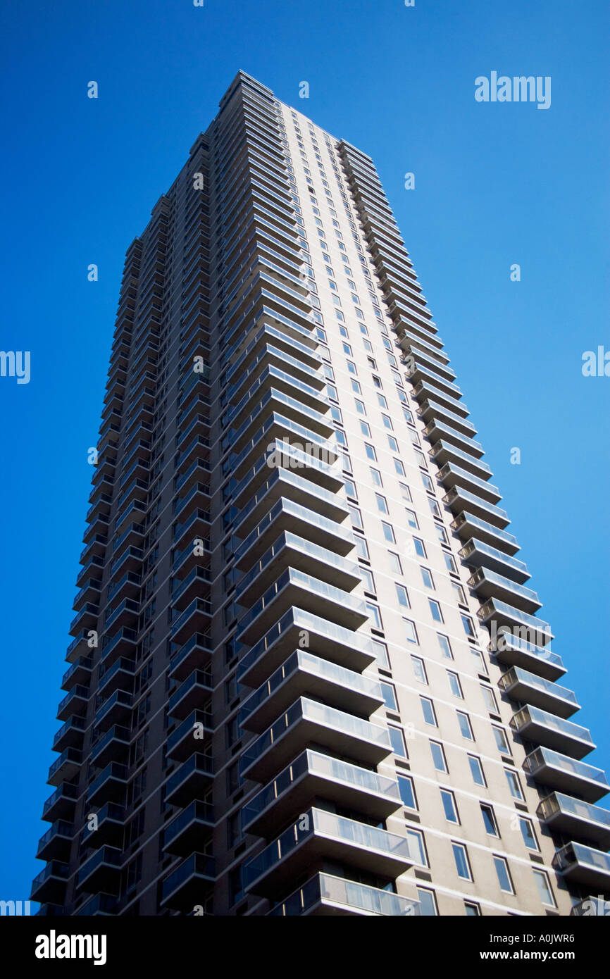 HIGH RISE BUILDING Stock Photo - Alamy