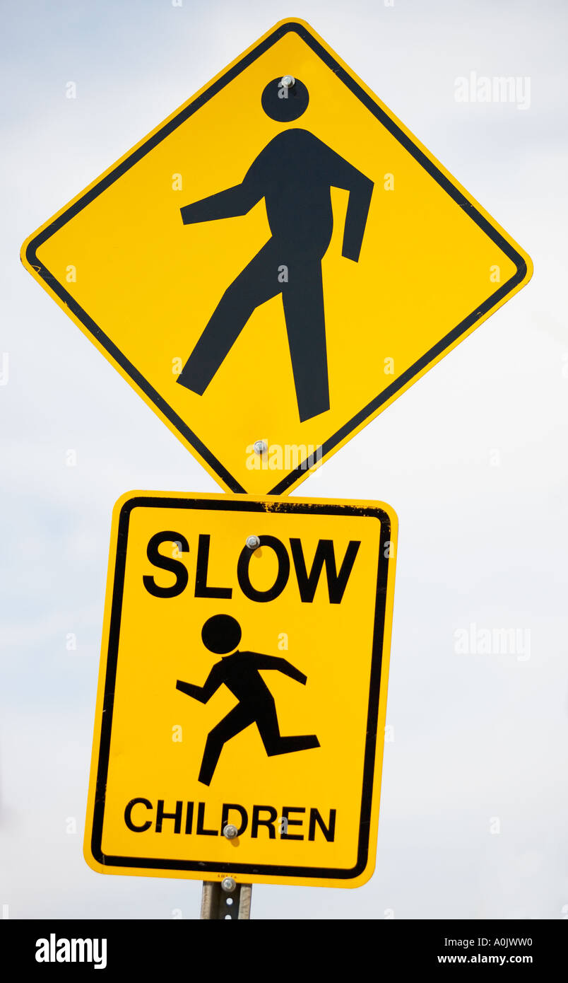 SLOW DOWN, CHILDREN PLAYING SIGN Stock Photo - Alamy SLOW DOWN, CHILDREN PLAYING SIGN Stock Photo - Alamy