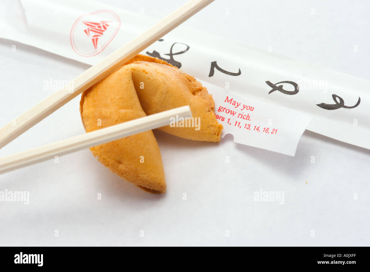 Chinese fortune cookie and chop sticks Stock Photo - Alamy
