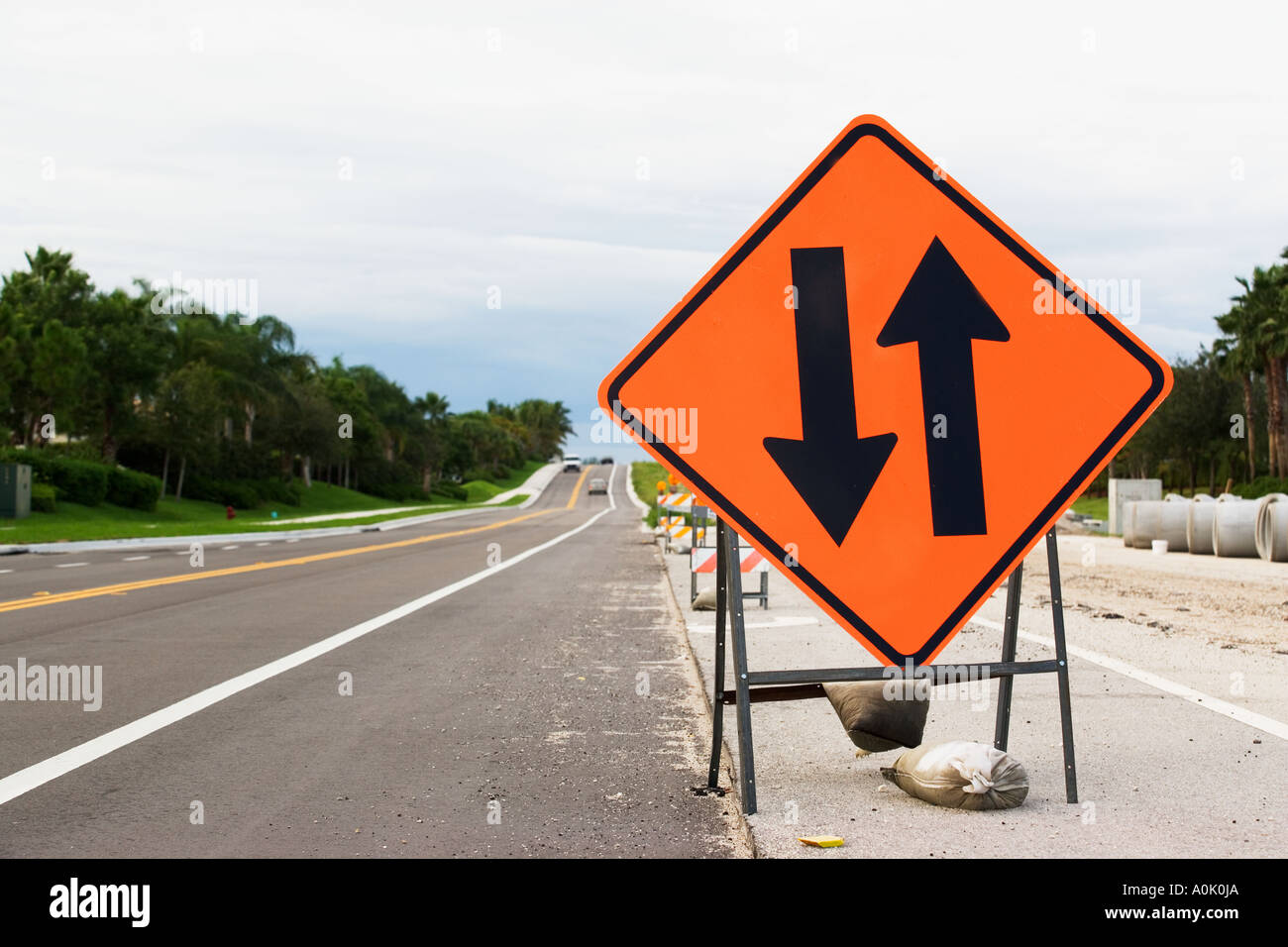 ROAD SIGNS, DECISION, OPTION Stock Photo - Alamy