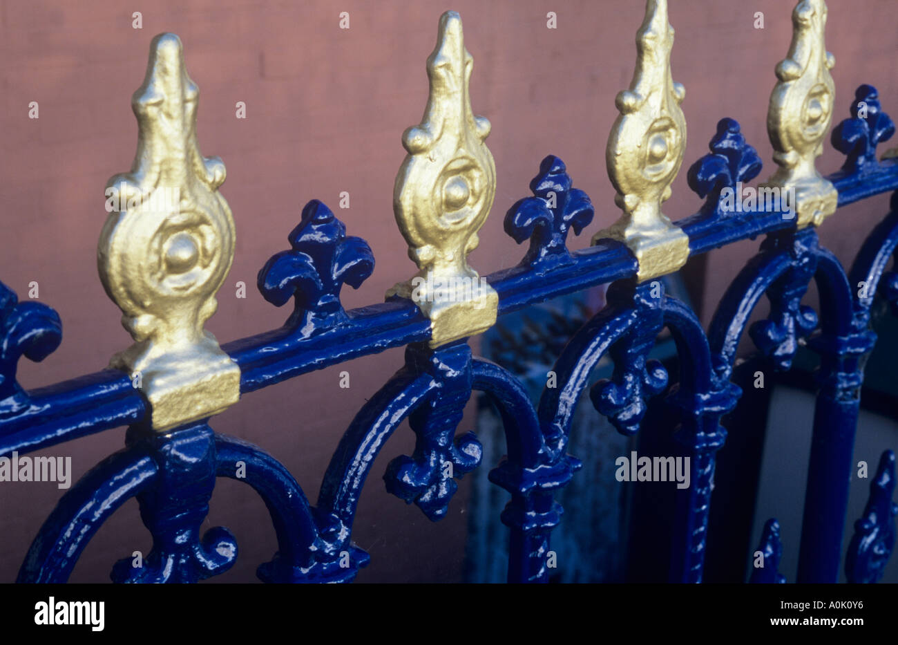 Blue feature wall hi-res stock photography and images - Alamy