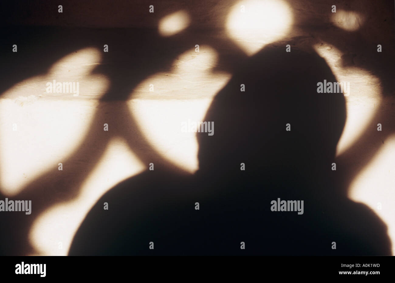 Hooded figure silhouette hi-res stock photography and images - Alamy