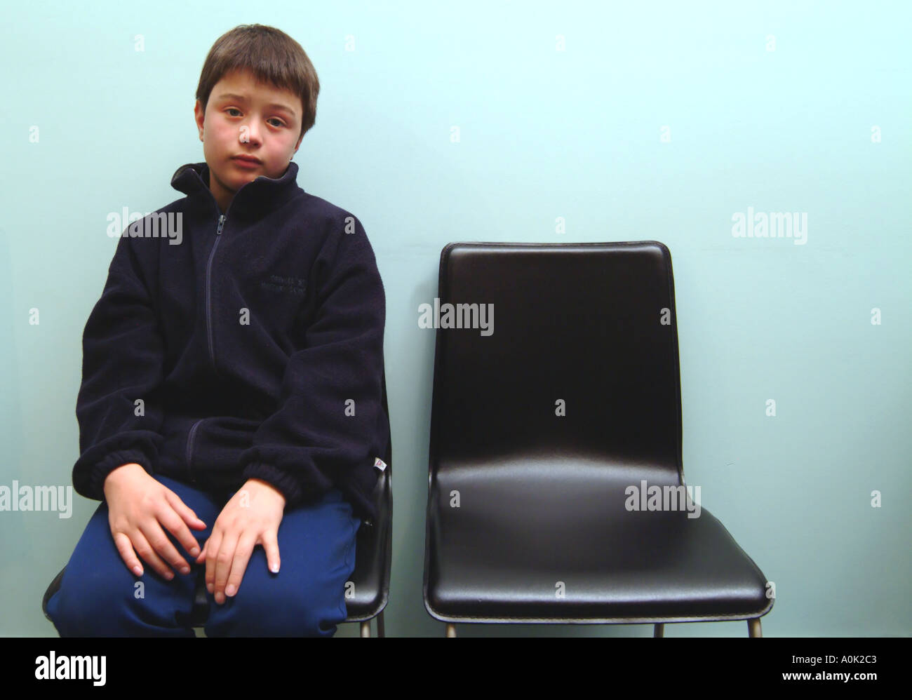 Child waiting in dentist s waiting room Stock Photo - Alamy