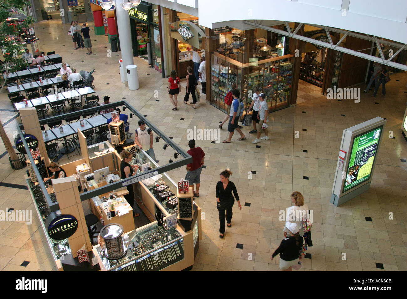 Toledo ohio westfield shoppingtown mall hi-res stock photography and ...