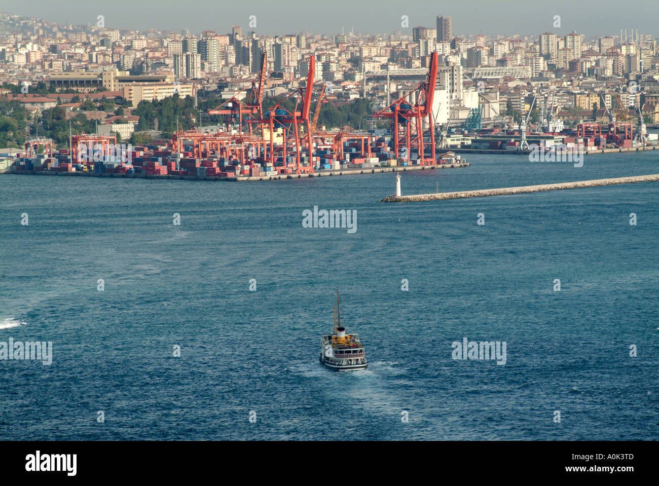 Port istanbul hi-res stock photography and images - Alamy
