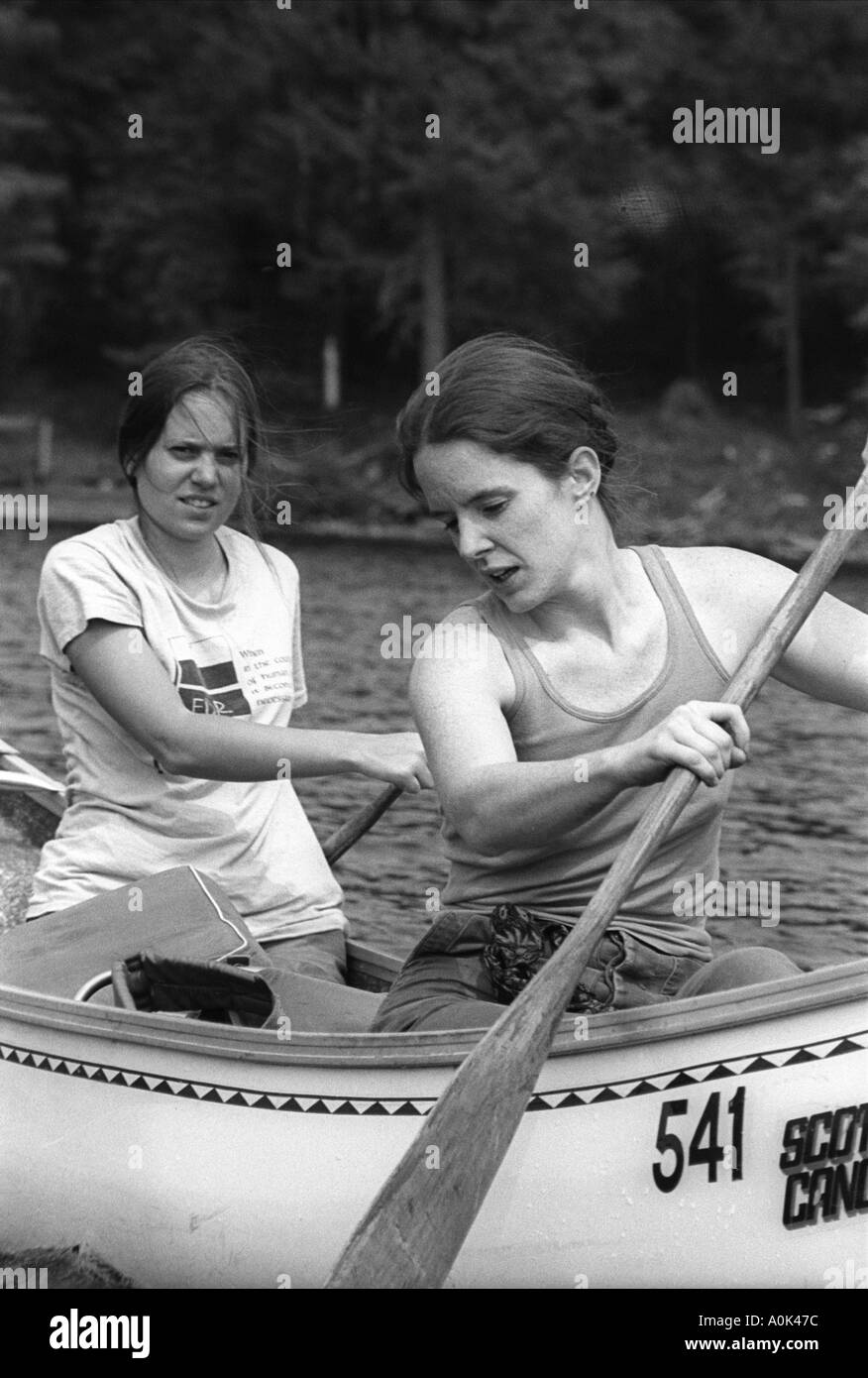 Algonquin provincial park canoe Black and White Stock Photos & Images ...