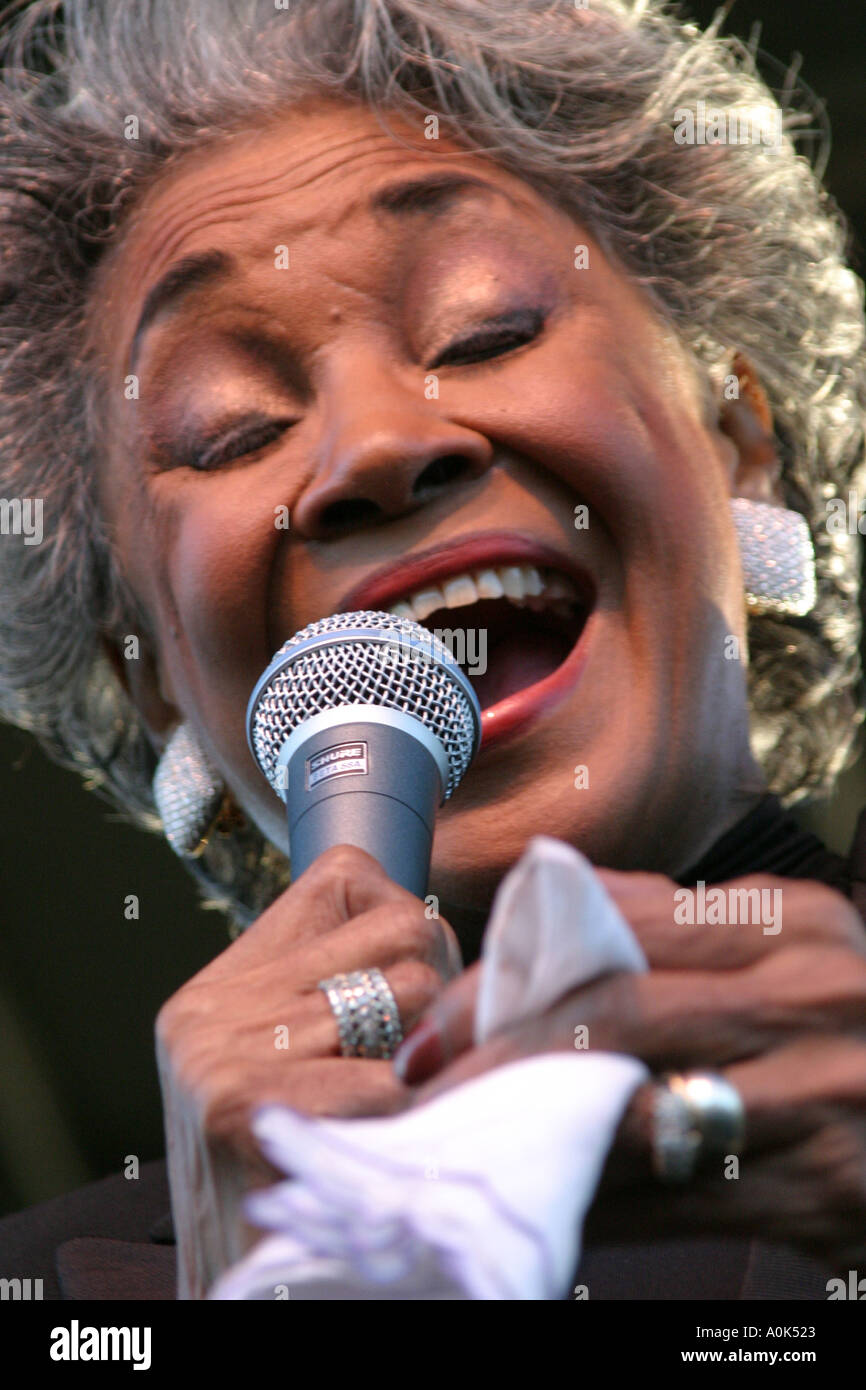 Nancy Wilson Jazz High Resolution Stock Photography and Images - Alamy