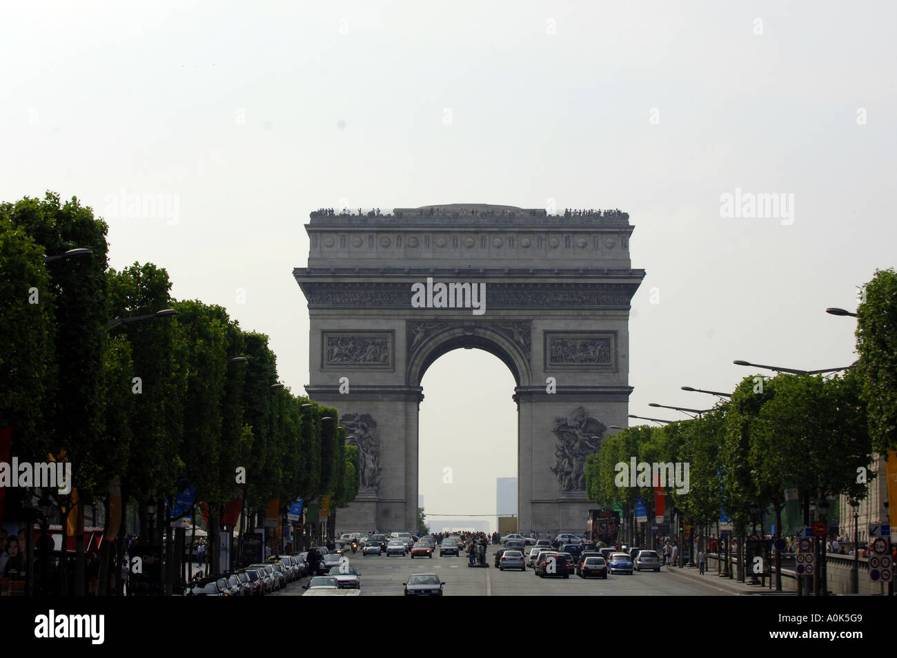 champs elysee arc de triomphe landmark icon arch architecture building ...