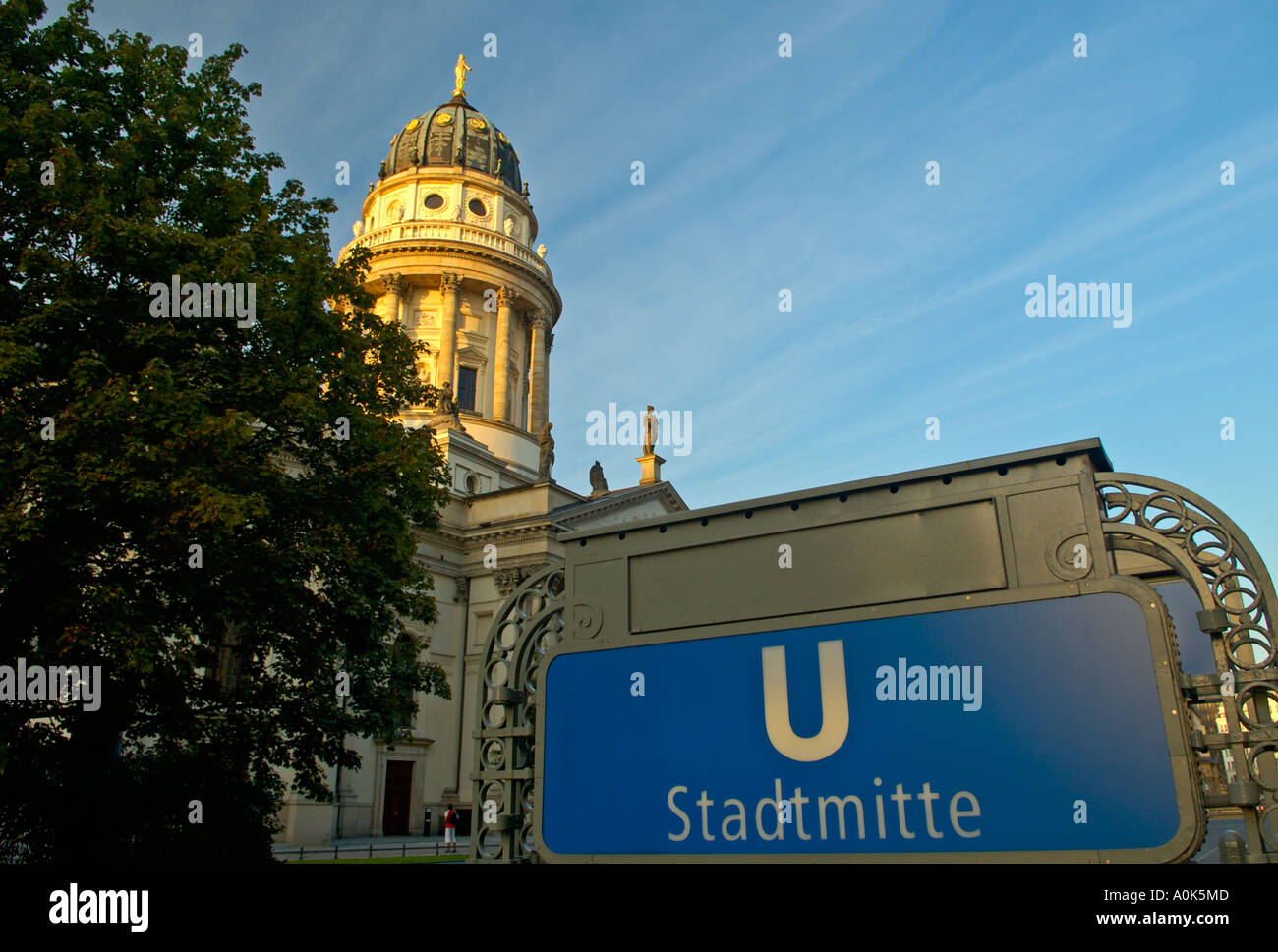 Stadtmitte u bahn u bahn hi-res stock photography and images - Alamy