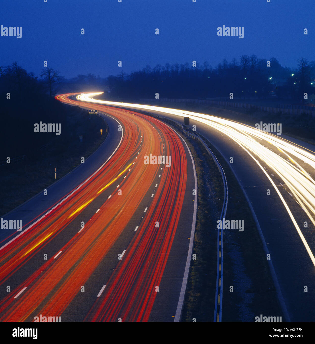 Night roads hi-res stock photography and images - Alamy