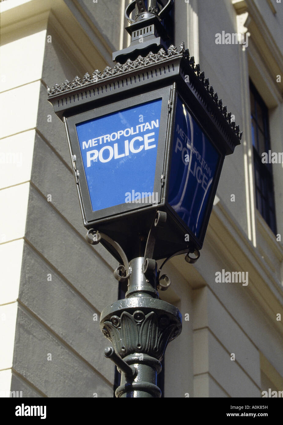 British police buildings hi-res stock photography and images - Alamy