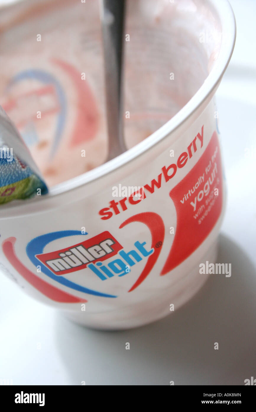 Muller light strawberry yoghurt hi-res stock photography and images - Alamy