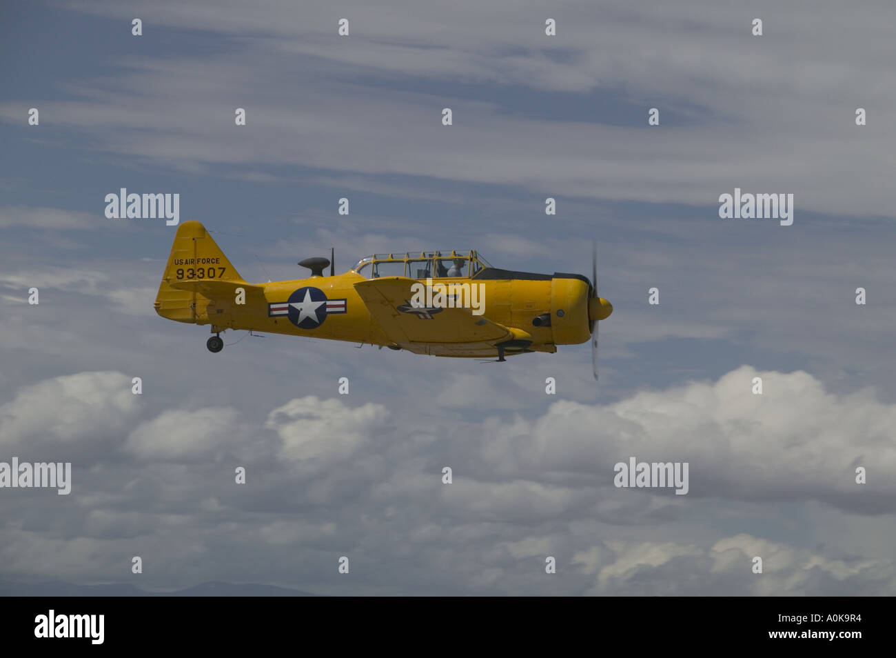 North american t 6g texan hi-res stock photography and images - Alamy