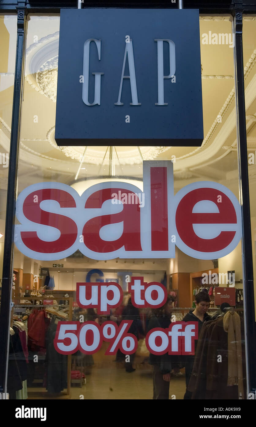 Gap reduction hi-res stock photography and images - Alamy