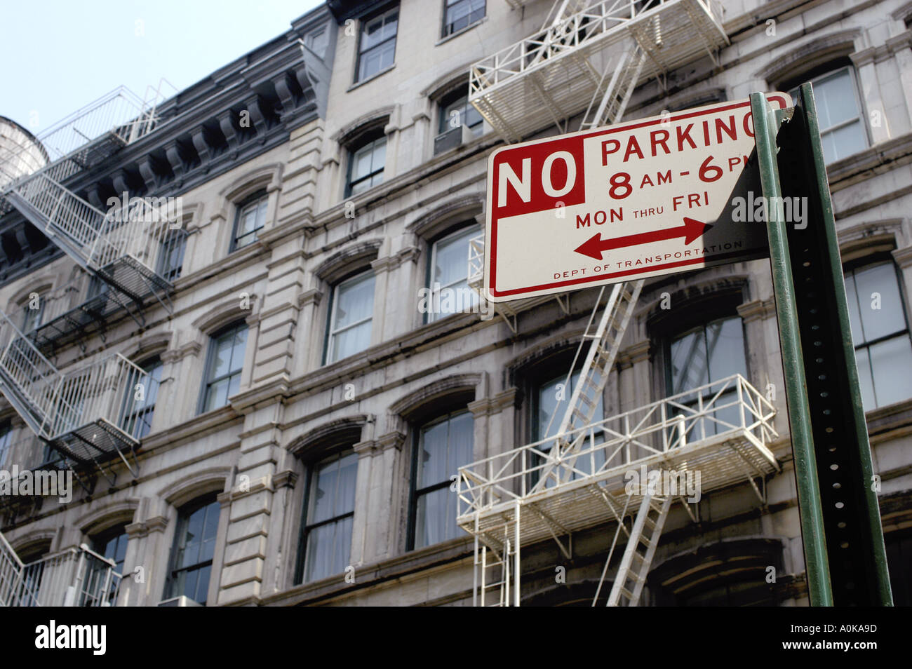 No parking sign in downtown Manhattan New York City Stock Photo - Alamy