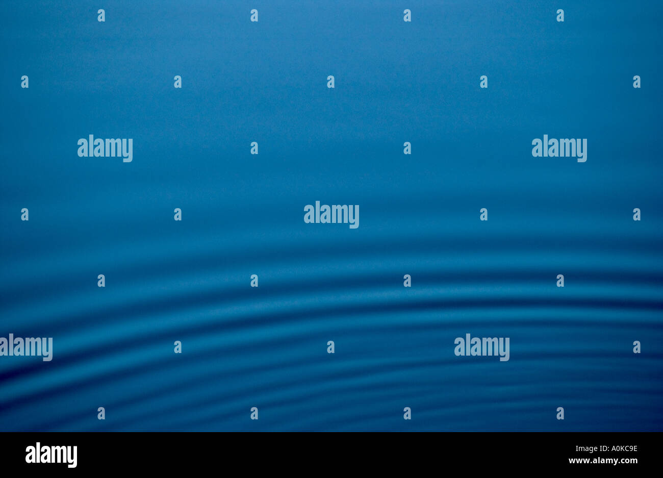 Concentric Water ripples Stock Photo - Alamy