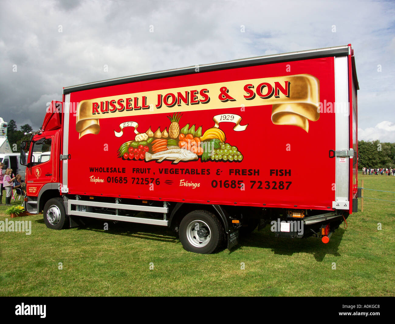 Fruit lorry uk hi-res stock photography and images - Alamy