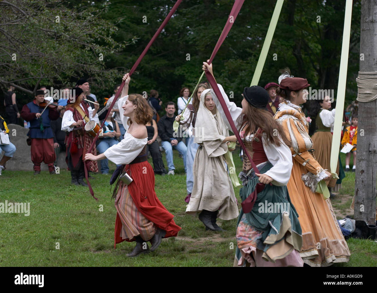 May pole dancing hi-res stock photography and images - Alamy