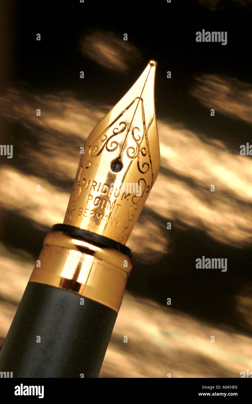 Gold tip pen hi-res stock photography and images - Alamy