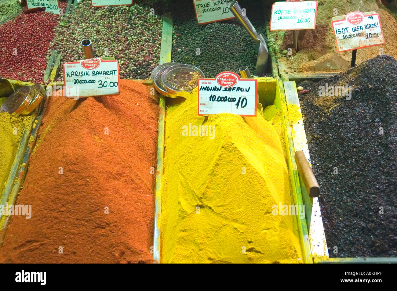 Egyptian spice bazaar istanbul stand hi-res stock photography and ...