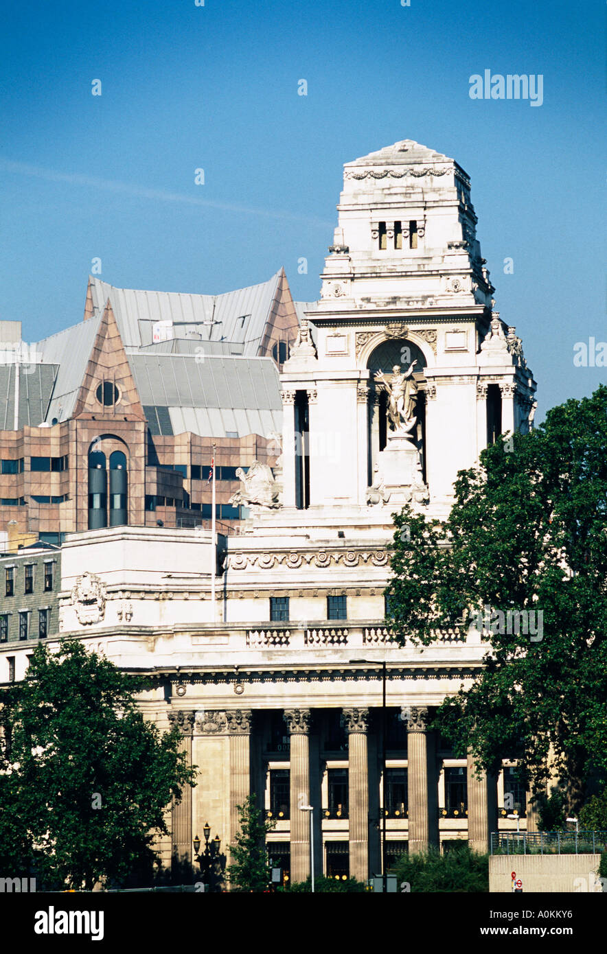 Former Port of London Authority building and Minster Court City of ...