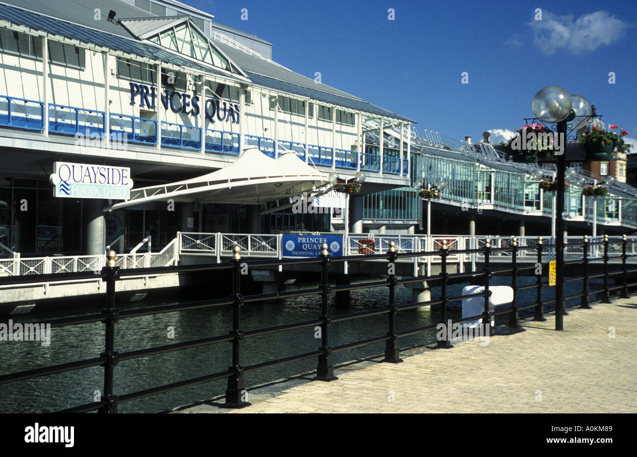 Princes quay hull hi-res stock photography and images - Alamy