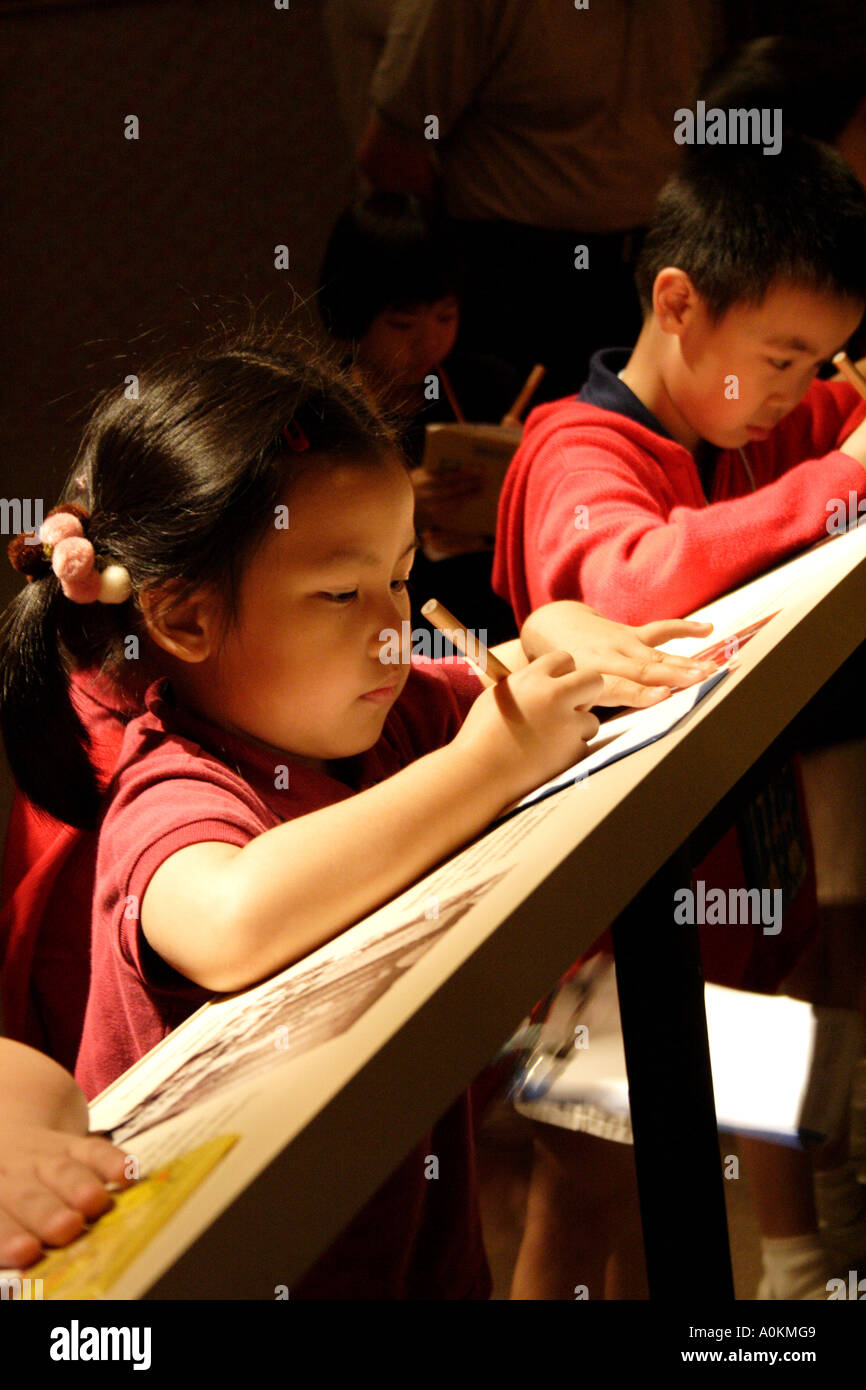 School children take note at Hong Kong Museum of History, Hong Kong ...