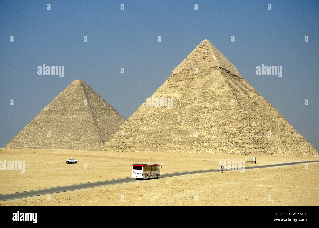 Egypt giza bus hi-res stock photography and images - Alamy