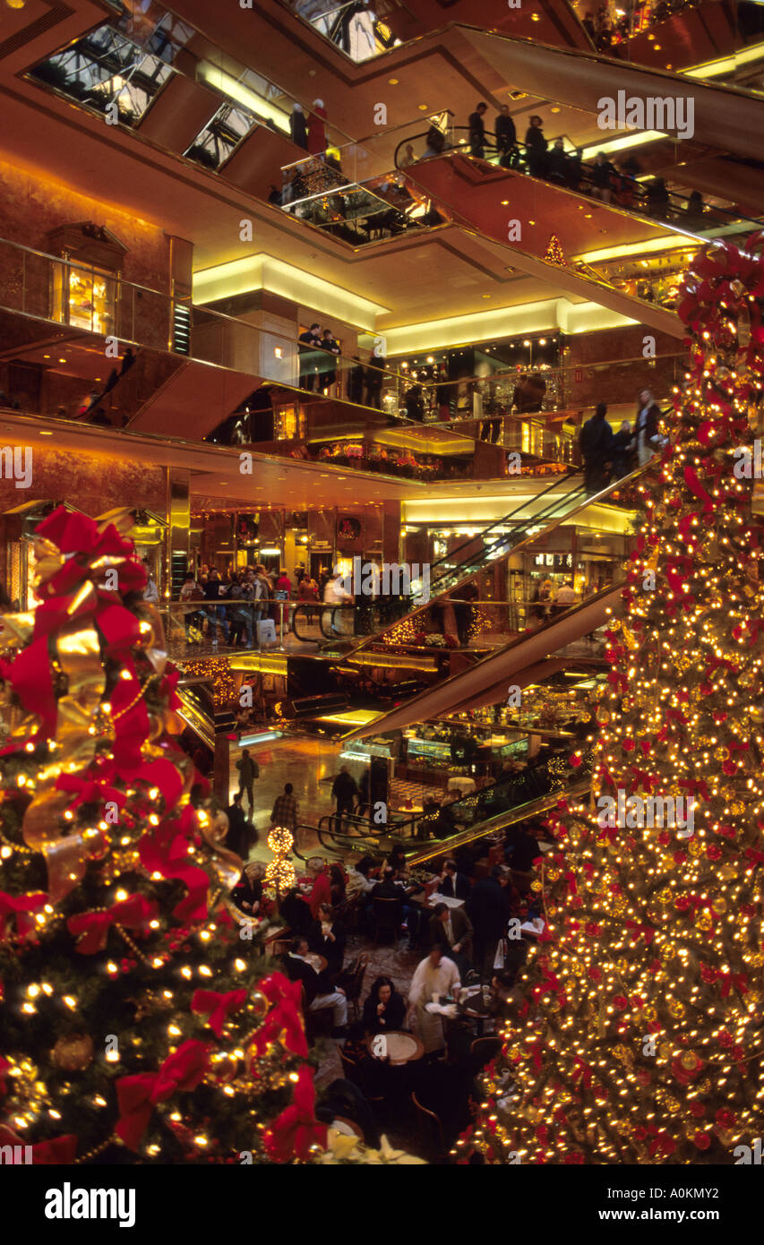 Christmas shopping in the Trump Tower building in New York,USA Stock ...