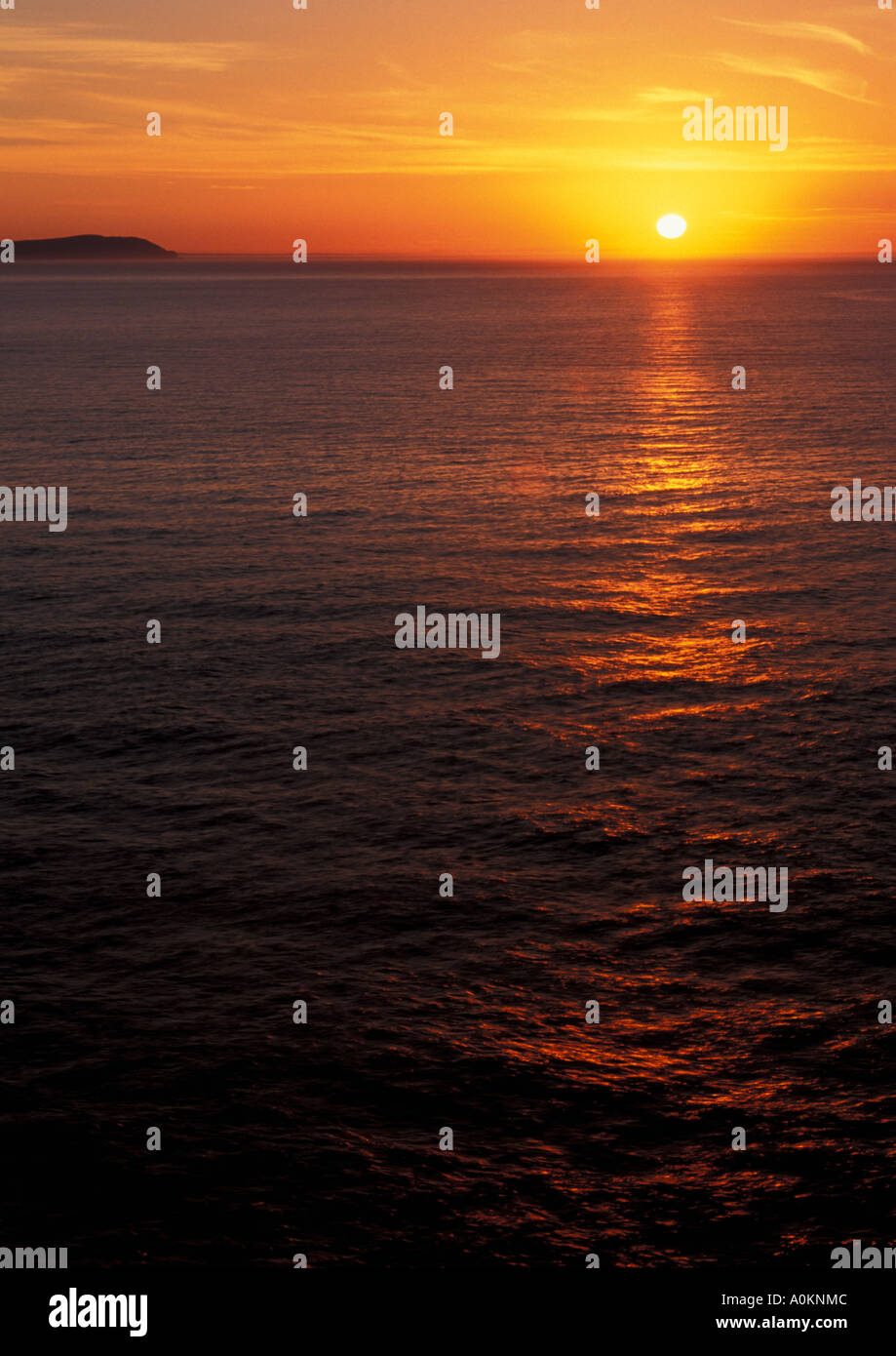 Dynamic sunrise sky hi-res stock photography and images - Alamy