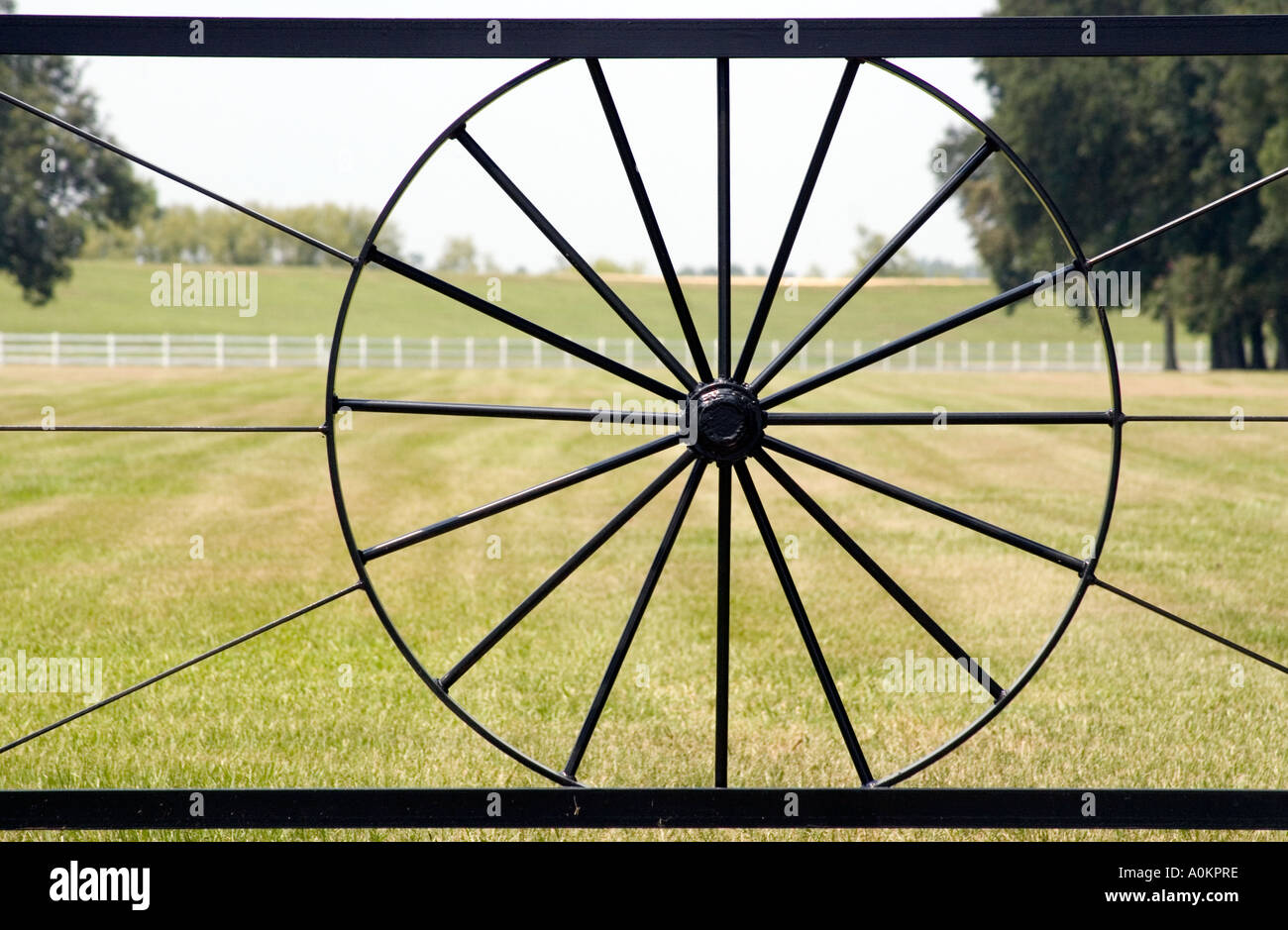 Wagon wheel gate Stock Photo - Alamy