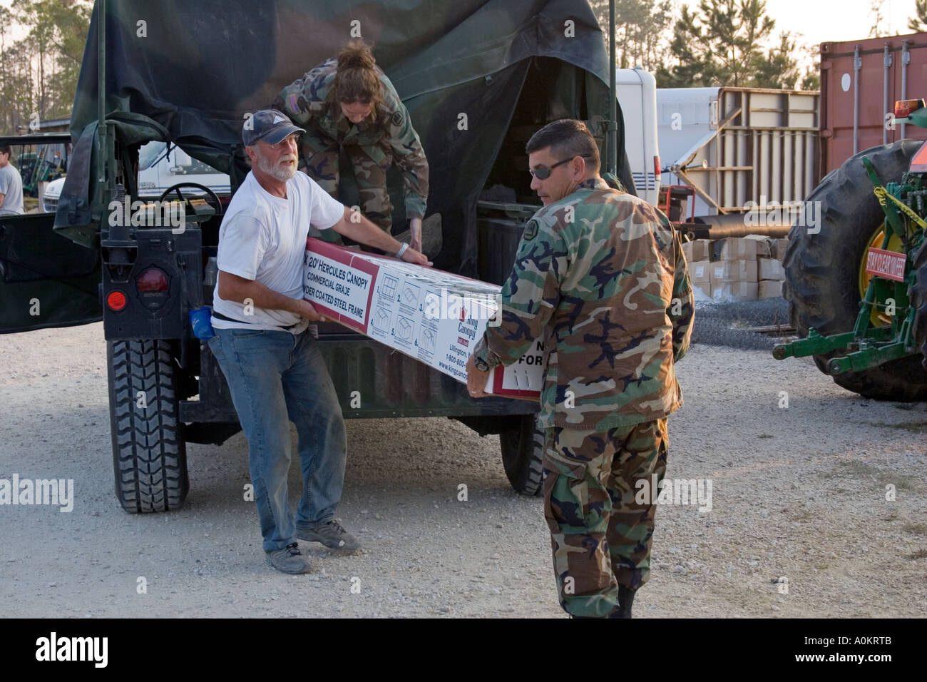 Emergency tent usa hi-res stock photography and images - Alamy