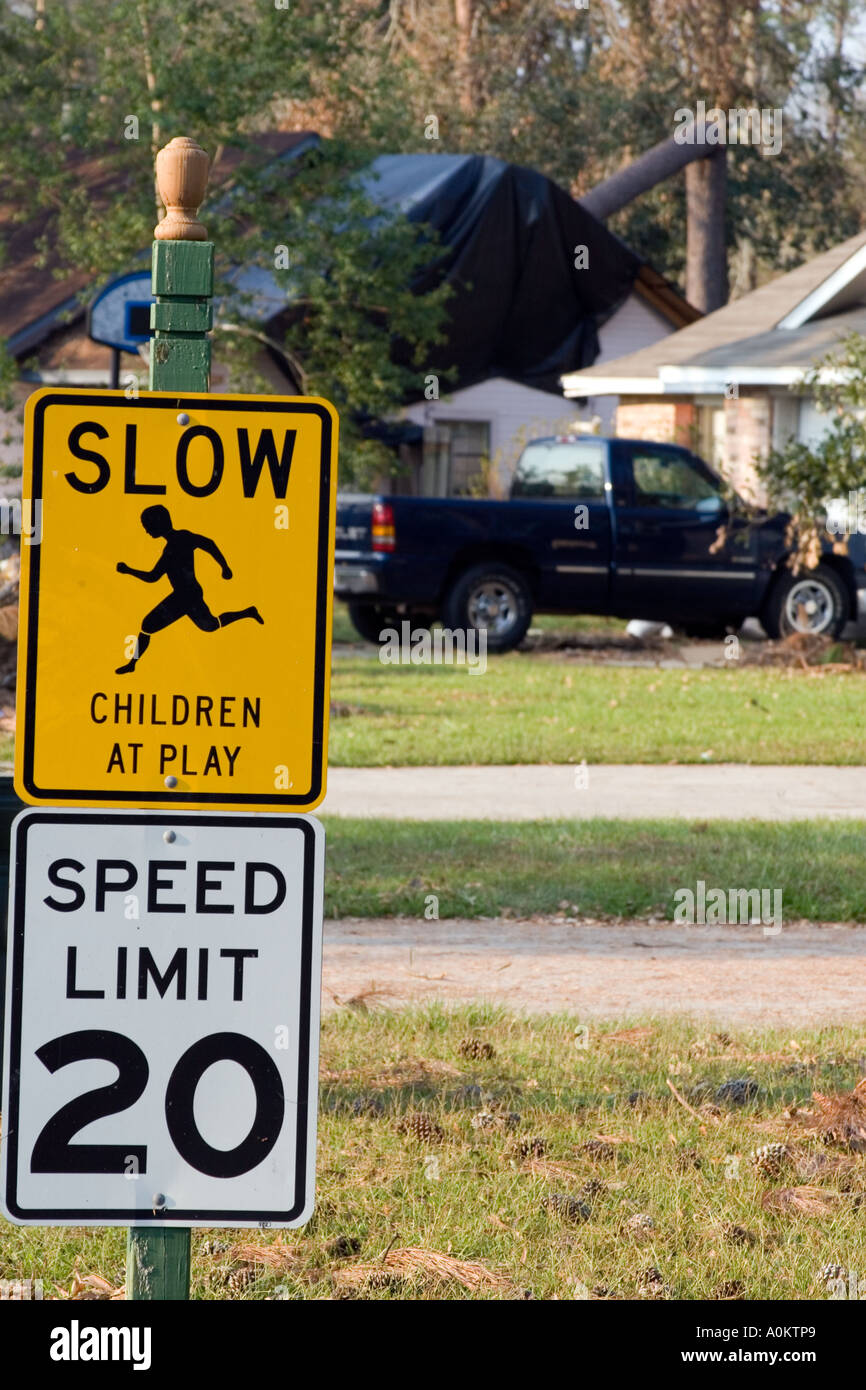 Traffic sign speed limit 20 slow children at play Stock Photo - Alamy