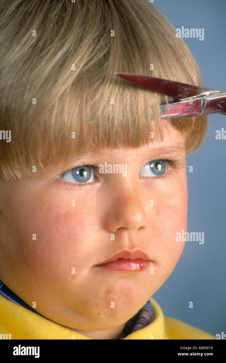 young child having hair cut Stock Photo - Alamy
