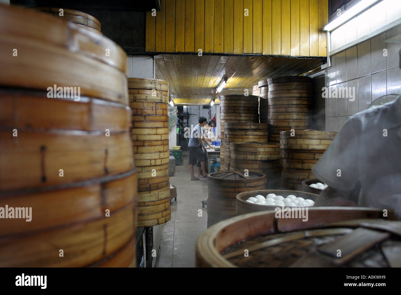 Bun shop in Guangzhou, China Stock Photo - Alamy
