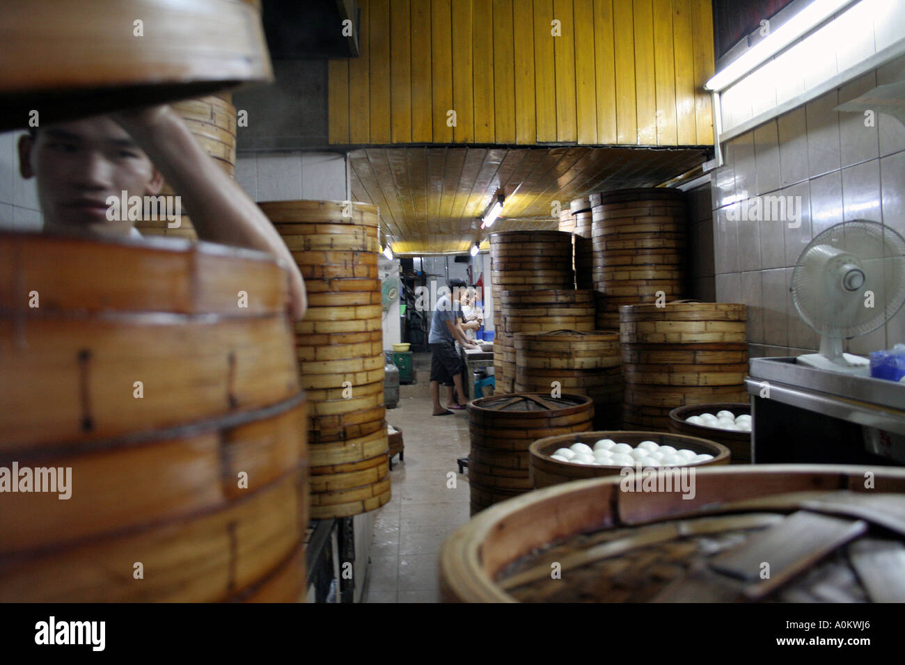 Bun shop in Guangzhou, China Stock Photo - Alamy