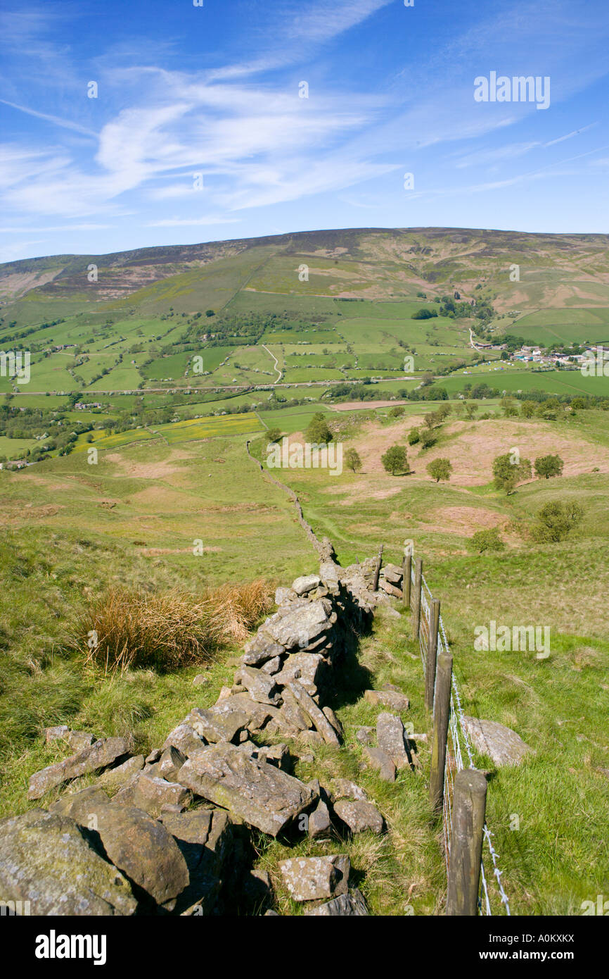 "Mam Tor" Summit With A View Down To The Green Fields Of Edale In "The ...
