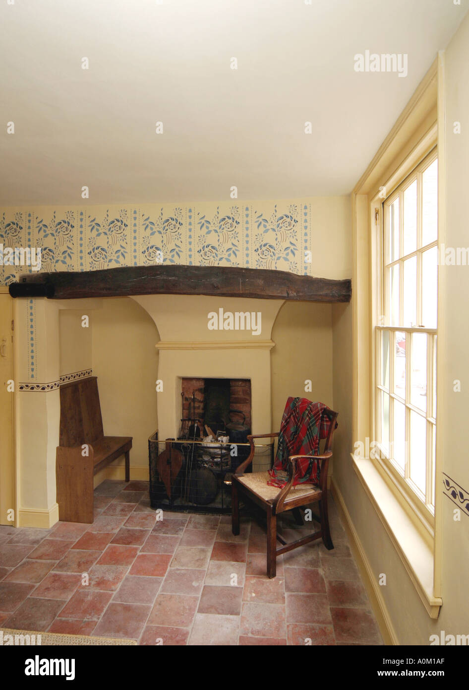 Living room of a row of back to back houses in Hurst Street Birmingham ...