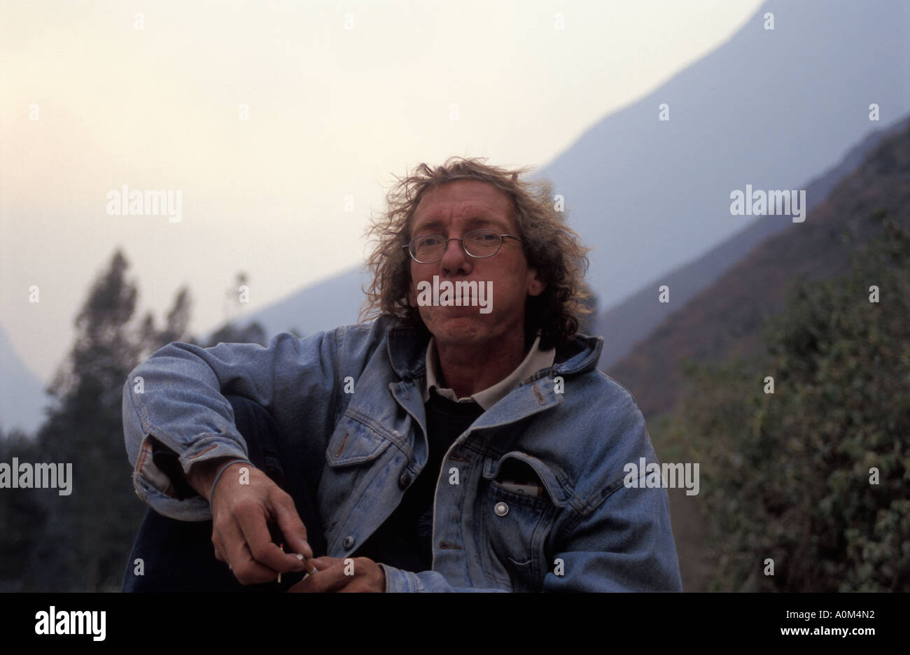 Peru chewing coca leaves hi-res stock photography and images - Alamy